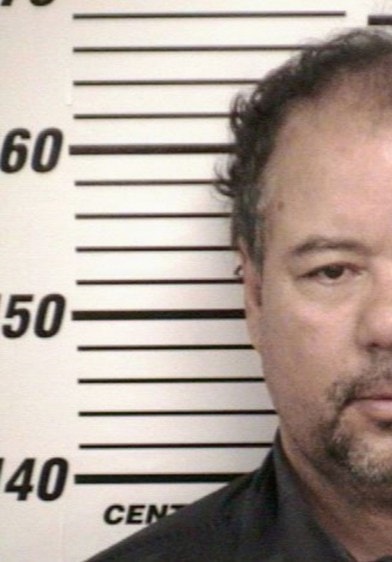 Ariel Castro – Aventar